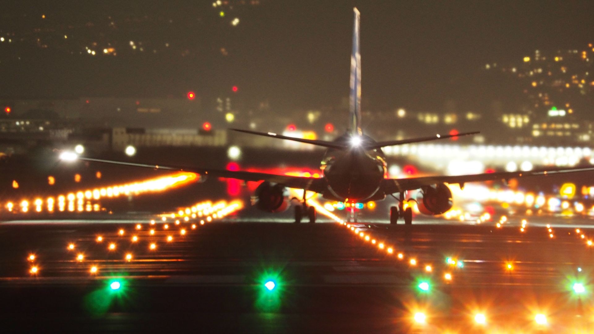 LED Runway for Auckland Airport – Hotel Magazine